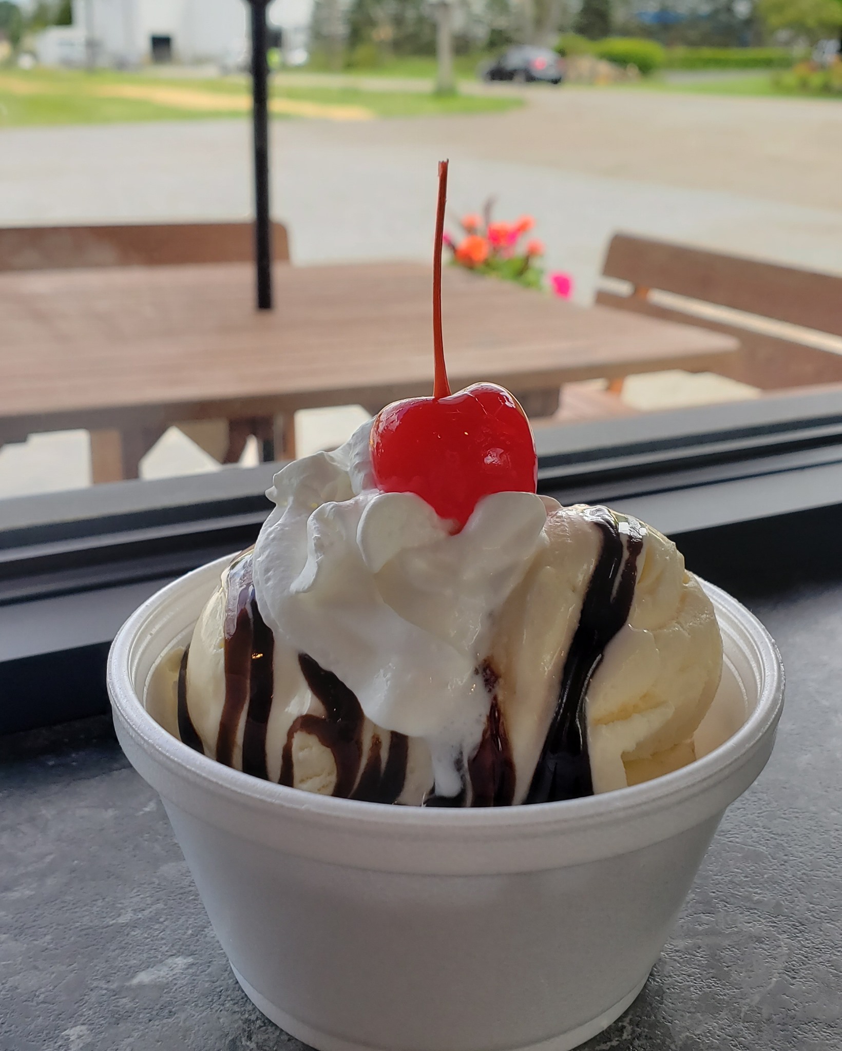 Hand-dipped Ice Cream | Horst Sandwich Co.